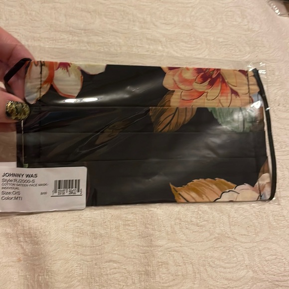 Johnny Was | Accessories | 22 Johnny Was Adult Plus Size Face Mask ...